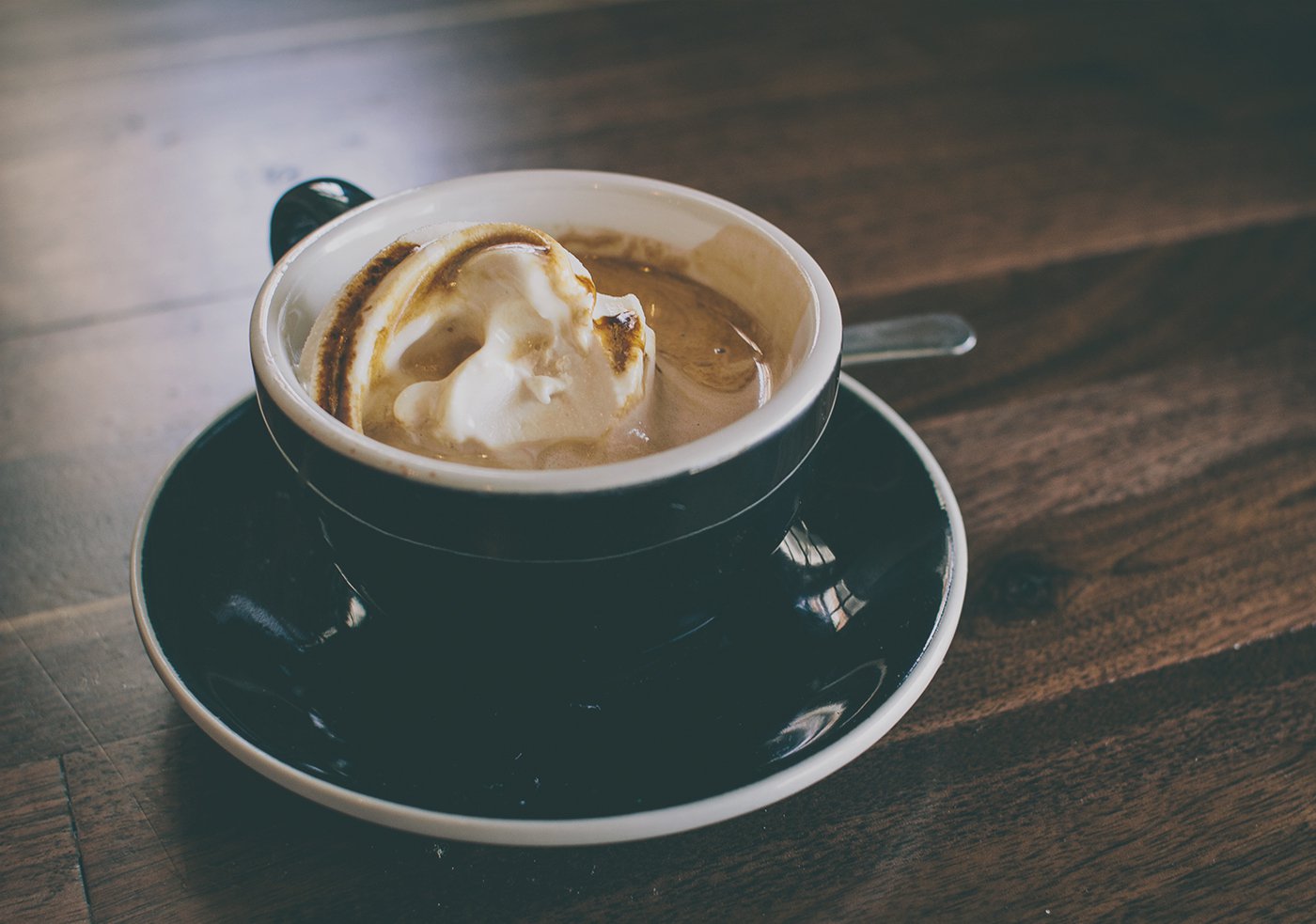 Traditions of the coffee ceremony – Café Bule